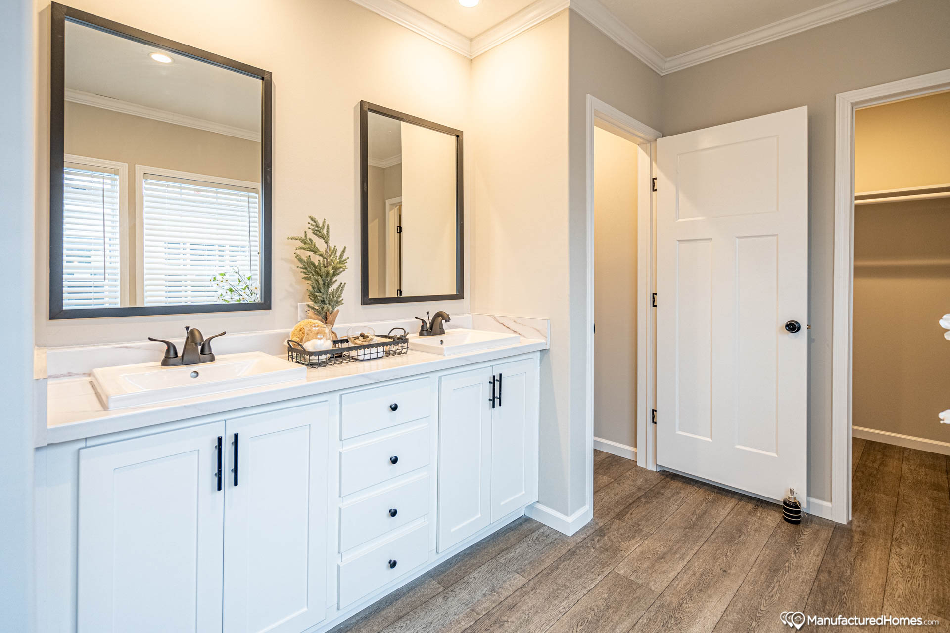 Ascend The Delta 3272H32 by Champion Homes - ModularHomes.com